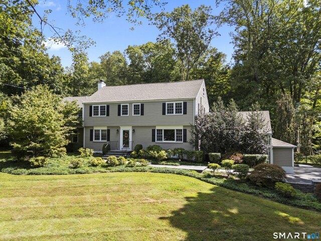 house with 5 bedroom, Woodbridge CT DLS101747562