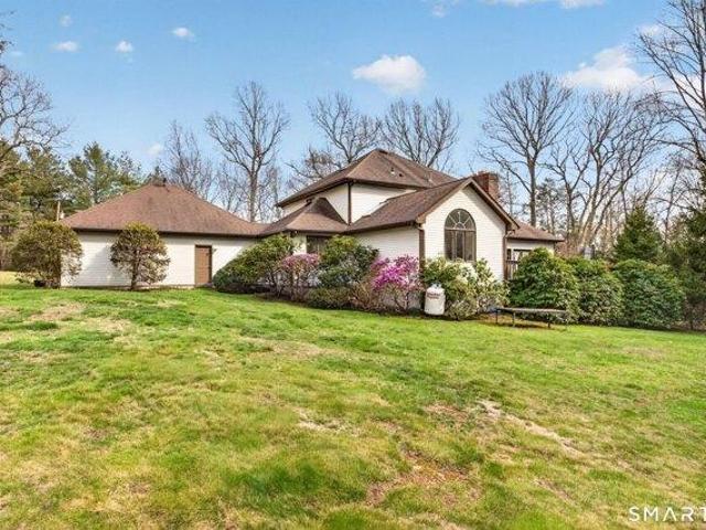 house with 5 bedroom, Woodbridge CT DLS102218731