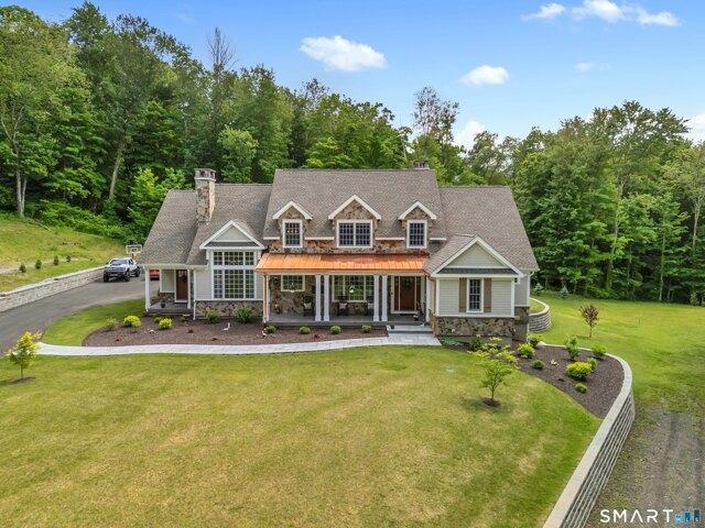 house with 5 bedroom, Woodbridge CT DS104115108