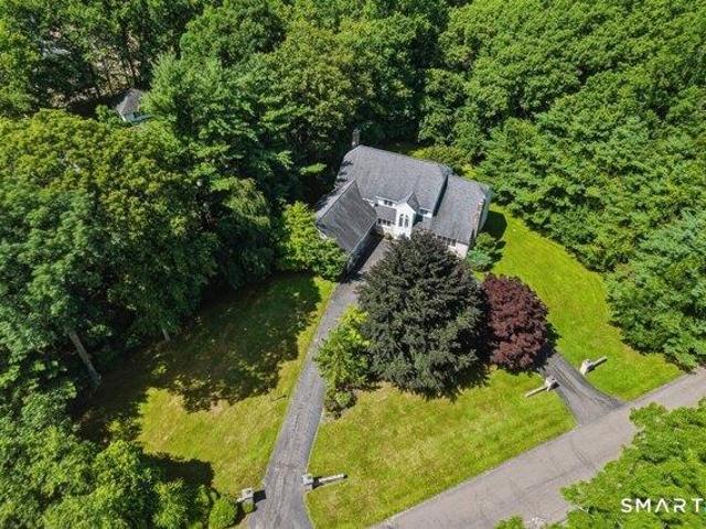 house with 5 bedroom, Woodbridge CT DS104264973