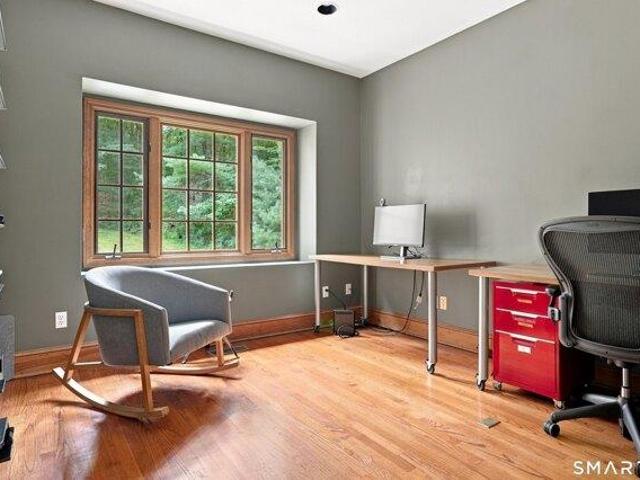 house with 5 bedroom, Woodbridge CT ES105191612