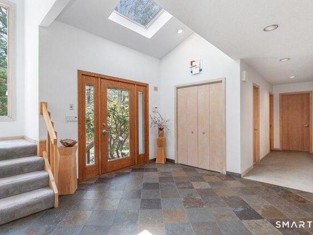 house with 5 bedroom, Woodbridge CT ES103071887