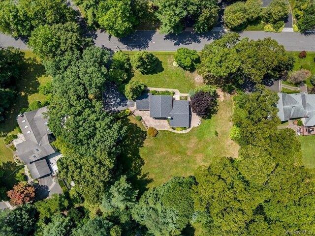 house with 5 bedroom, Woodbury NY DS103600775