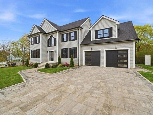 house with 5 bedroom, Woburn MA DS101958046