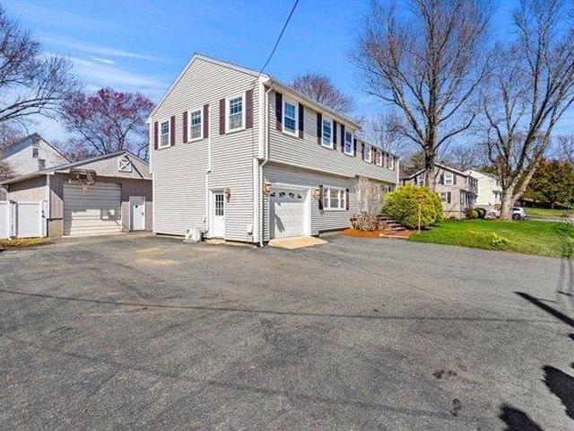 house with 5 bedroom, Woburn MA DS102593863