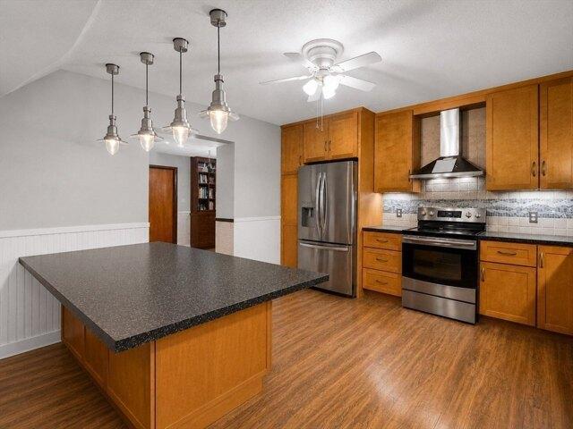house with 5 bedroom, Woburn MA DS104351660