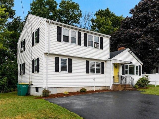 house with 5 bedroom, Woburn MA ES103662684
