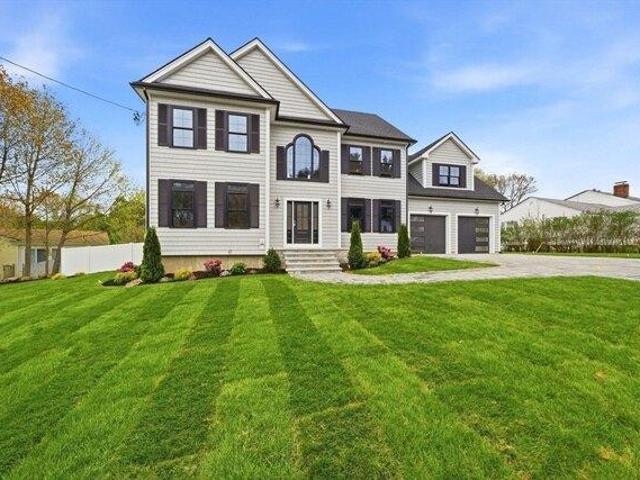 house with 5 bedroom, Woburn MA ES103124706