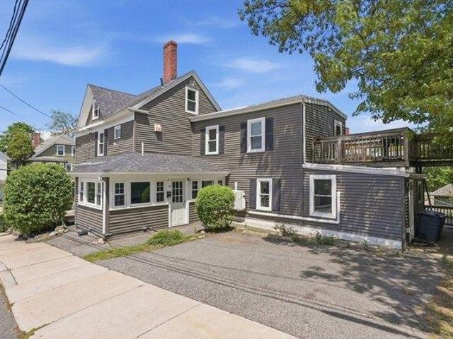 house with 5 bedroom, Woburn MA ES105082915