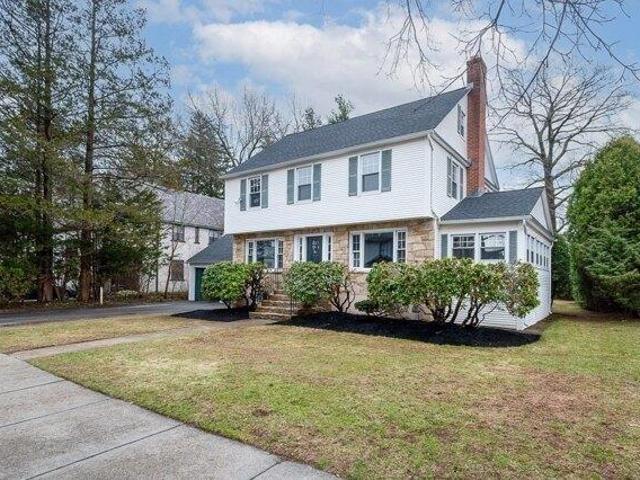 house with 5 bedroom, Worcester MA DS102634516