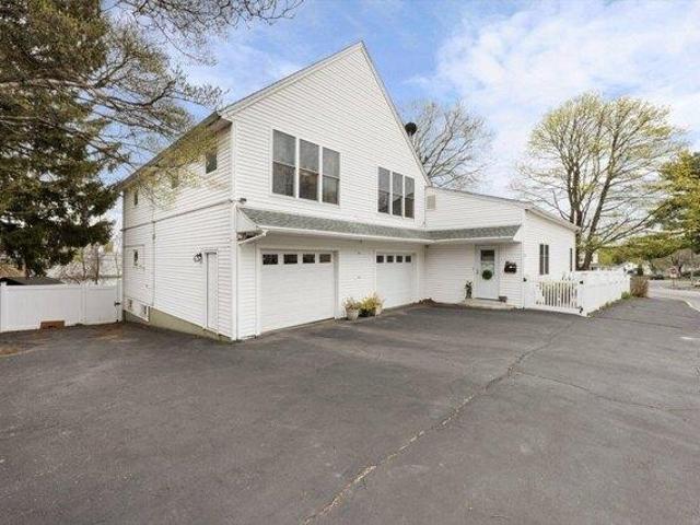 house with 5 bedroom, Worcester MA DS102635511