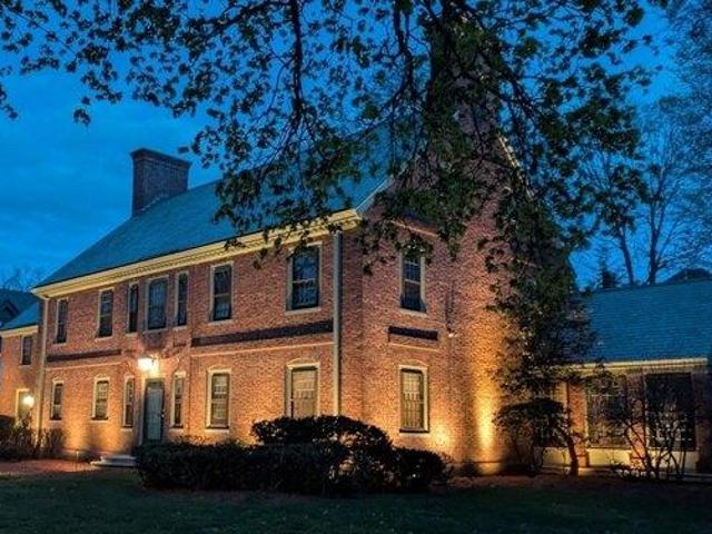 house with 5 bedroom, Worcester MA DS102214647
