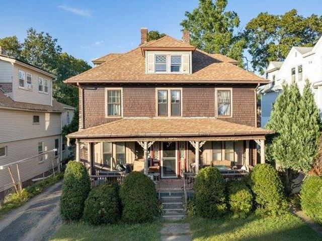 house with 5 bedroom, Worcester MA DS104477097
