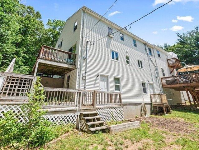 house with 5 bedroom, Worcester MA ES104513410