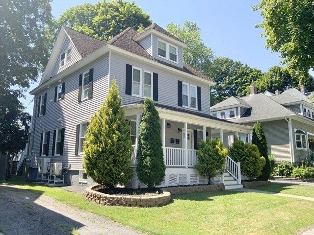 house with 5 bedroom, Worcester MA ES105082983