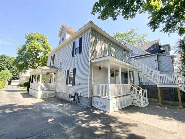 house with 5 bedroom, Worcester MA ES105204090