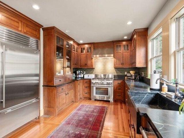 house with 5 bedroom, Wrentham MA DS103932486