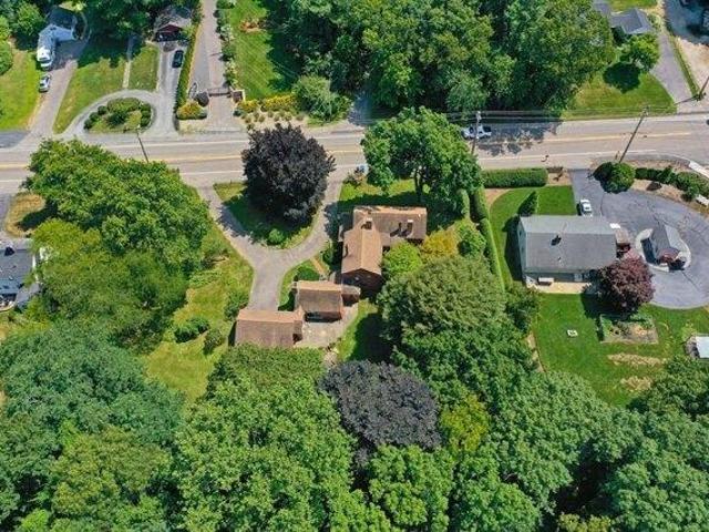 house with 5 bedroom, Wrentham MA ES105083216