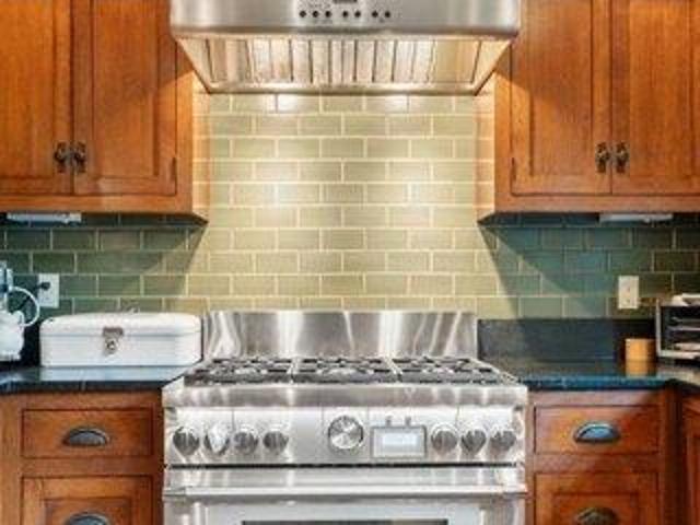 house with 5 bedroom, Wrentham MA ES105094833