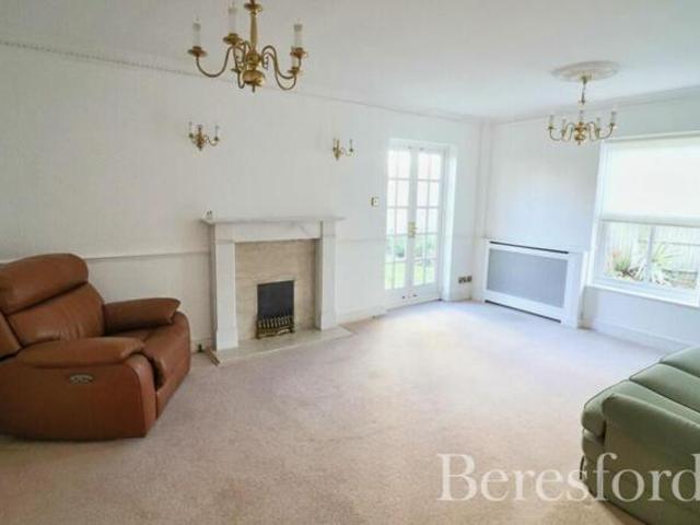House With 5 Bedroom Writtle Essex ES88150002
