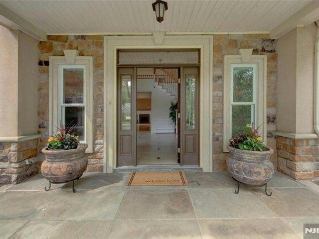 house with 5 bedroom, Wyckoff NJ DS104445122