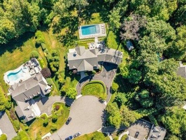 house with 5 bedroom, Wyckoff NJ ES104538938