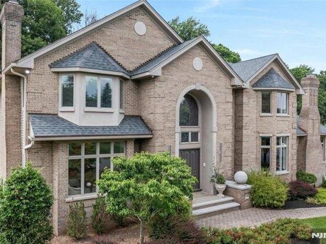 house with 5 bedroom, Wyckoff NJ ES104570435