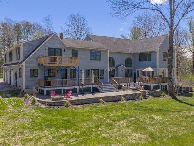 house with 5 bedroom, Yarmouth ME ES103188942