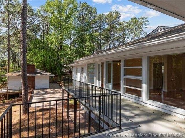 house with 5 bedroom, Aberdeen NC ES104903008