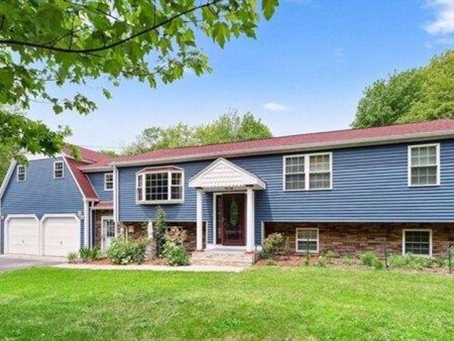 house with 5 bedroom, Abington MA DS103101059