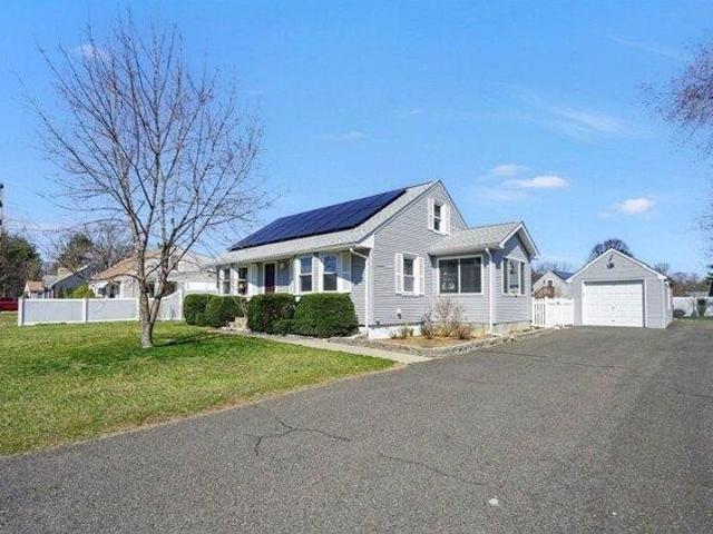 house with 5 bedroom, Agawam MA DS102060500