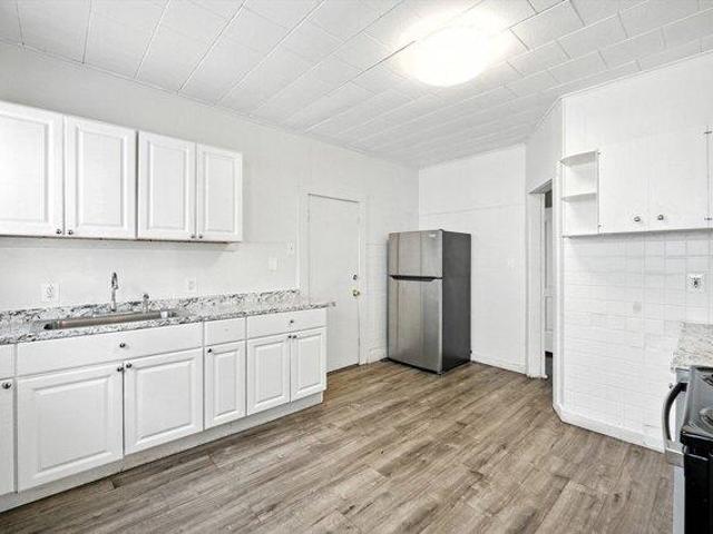 house with 5 bedroom, Agawam MA DS104232333