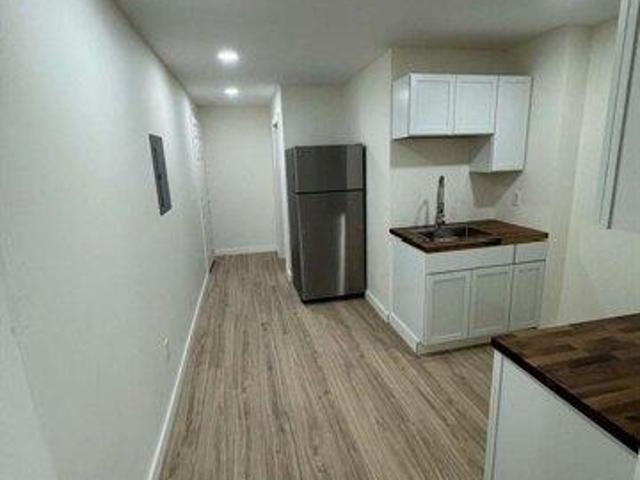 house with 5 bedroom, Adams MA ES104608919