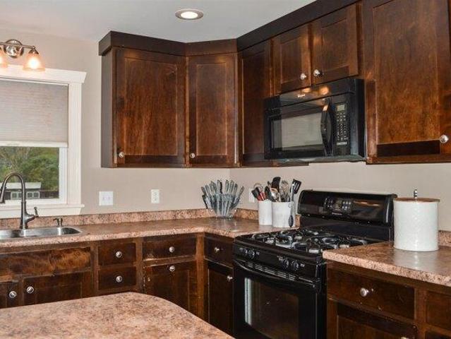 house with 5 bedroom, Alstead NH DLS102062217