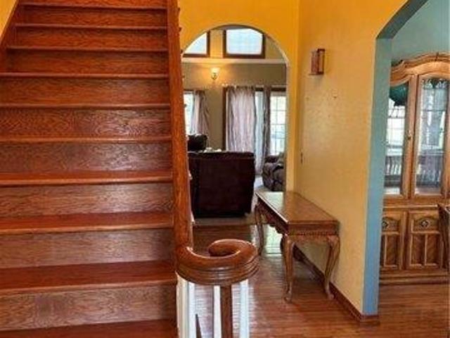 house with 5 bedroom, Altamont IL DLS93303325