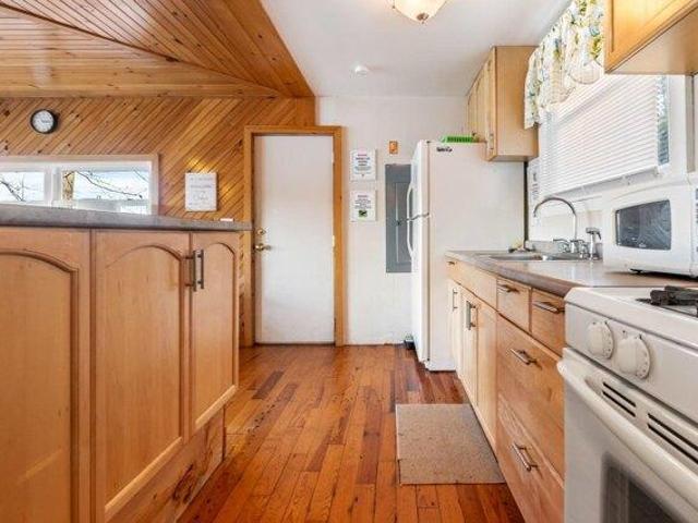 house with 5 bedroom, Alton NH ES103186859