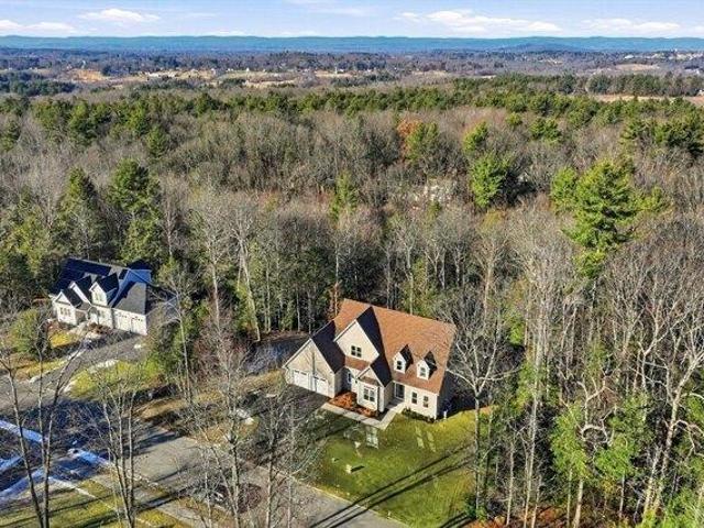 house with 5 bedroom, Amherst MA DLS102959663