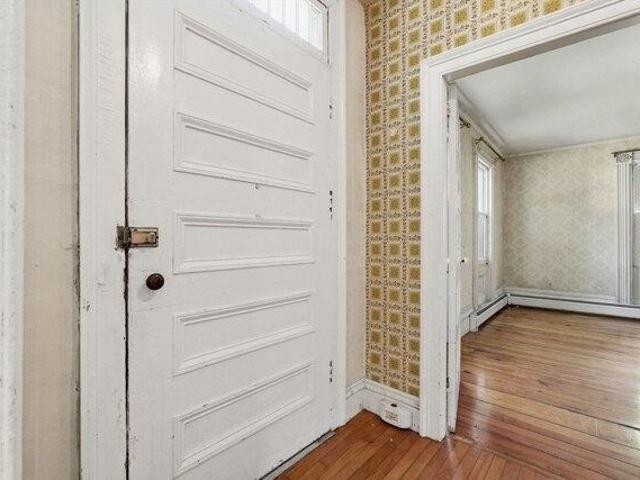 house with 5 bedroom, Amherst MA ES103967909
