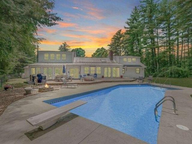 house with 5 bedroom, Amherst NH DS103848780