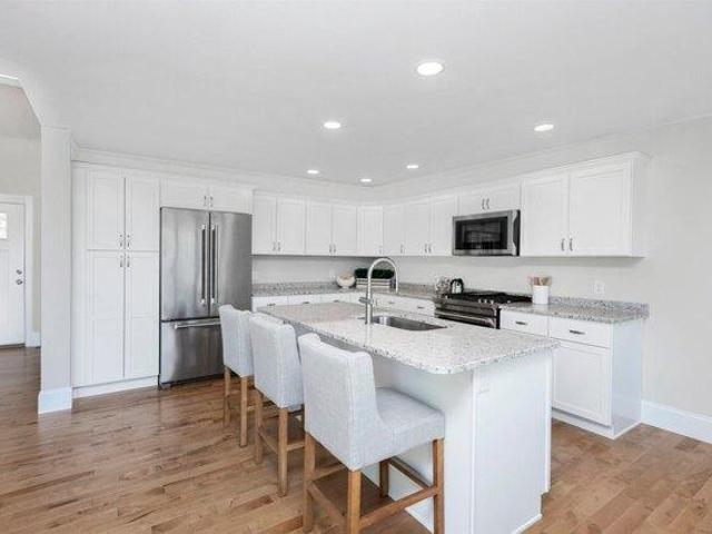 house with 5 bedroom, Amherst NH ES104809693