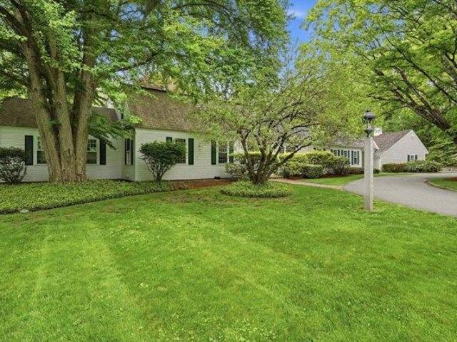 house with 5 bedroom, Amherst NH ES103444006