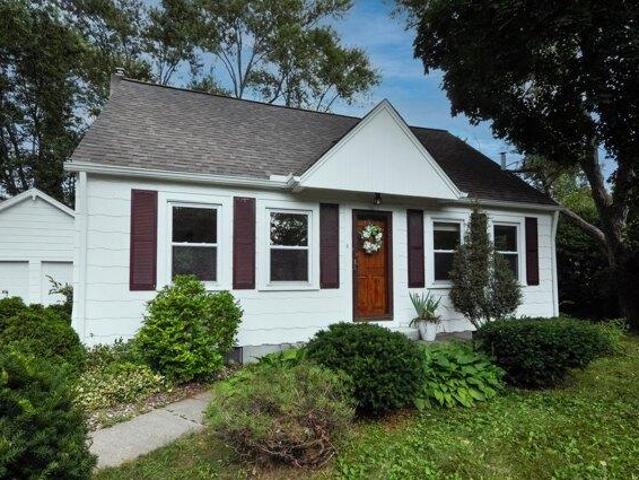 house with 5 bedroom, Ann Arbor MI DLS93094726