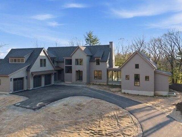 house with 5 bedroom, Andover MA DLS102478060