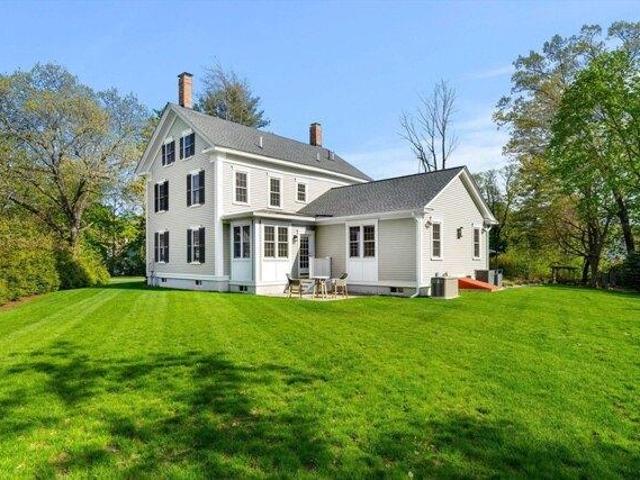 house with 5 bedroom, Andover MA DLS102860503