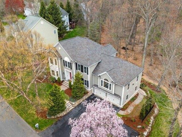 house with 5 bedroom, Andover MA DLS102959550