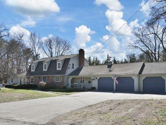 house with 5 bedroom, Andover MA DLS102922727