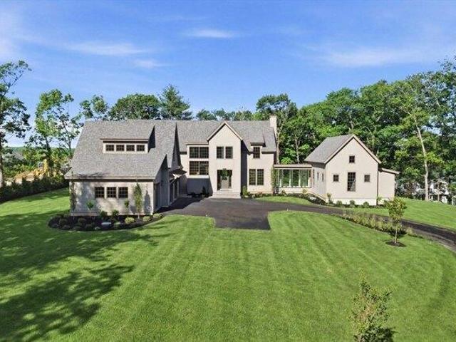 house with 5 bedroom, Andover MA DS104010194