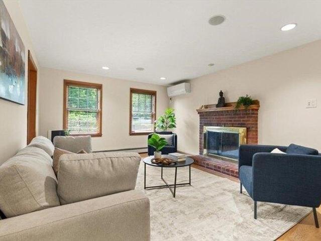house with 5 bedroom, Ashland MA ES105082958