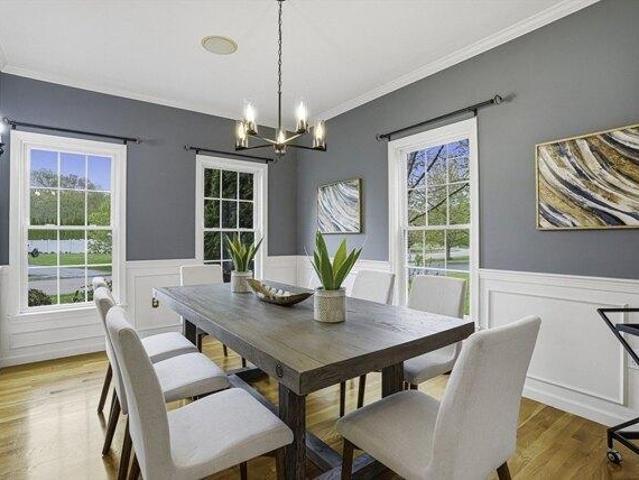 house with 5 bedroom, Ashland MA ES105095077