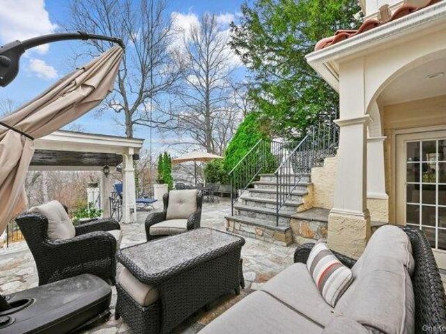 house with 5 bedroom, Ardsley NY DLS101780760